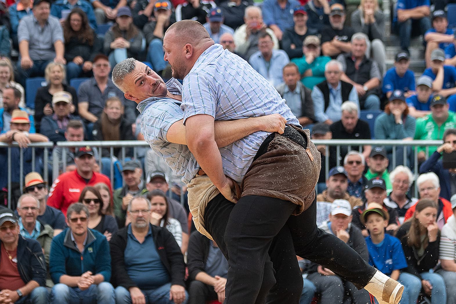 Schlussgang.ch - die Nummer 1 im Schwingen | Schlussgang